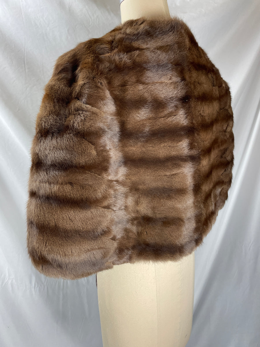 Brown Squirrel Stole – Linda Black